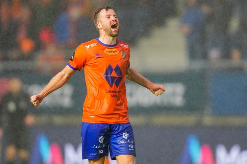 - En utrolig vanskelig avgjørelse / Aalesund - En utrolig vanskelig avgjørelse / Aalesund